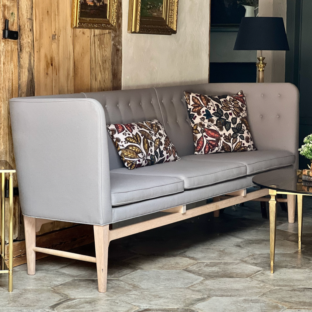 Canapé design AJ5 Major par Arne Jacobsen – pepitesetcerisiers